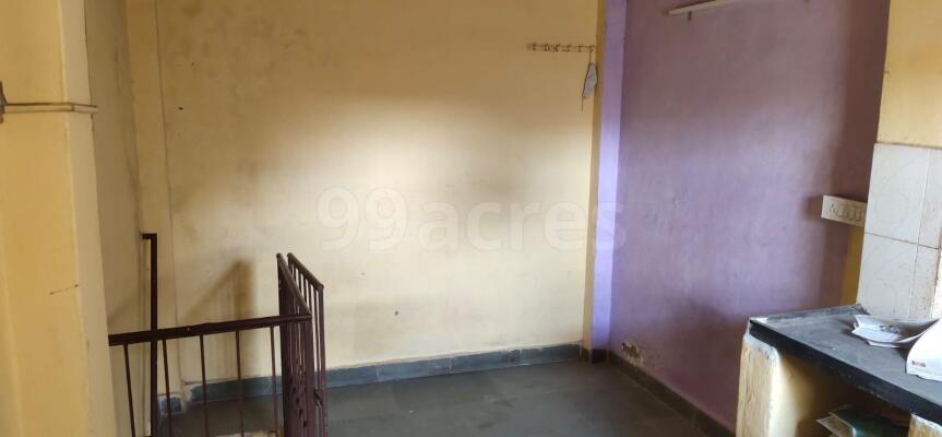 1 BHK House / Villa for sale in Andheri East Mumbai - 250 Sq. Ft.
