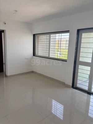 2 BHK Apartment / Flat for sale in Model Colony Pune - 850 Sq. Ft.- 7th ...