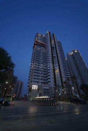 5 BHK Apartment / Flat for sale in County 107 Sector 107 Noida - 6570 ...