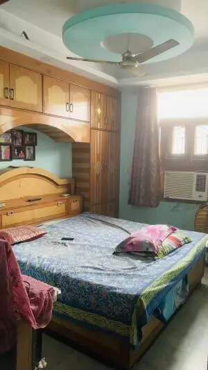 Property in Vishwas Nagar, Delhi - Real Estate in Vishwas Nagar, Delhi