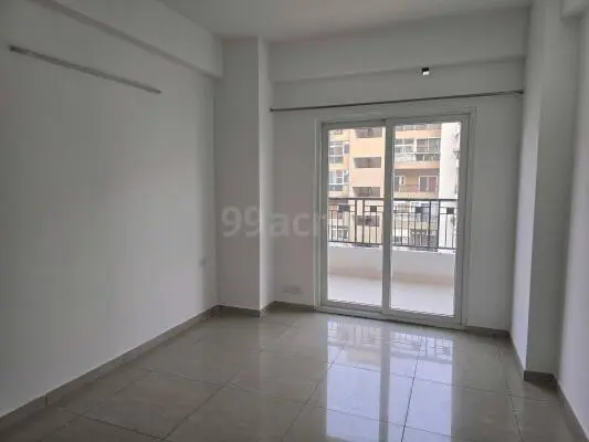 Luxury Flats in Noida - 7400+ Luxury Apartments in Noida