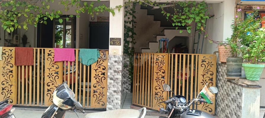 3 BHK House / Villa for sale in Amroli Surat - 1275 Sq. Ft.