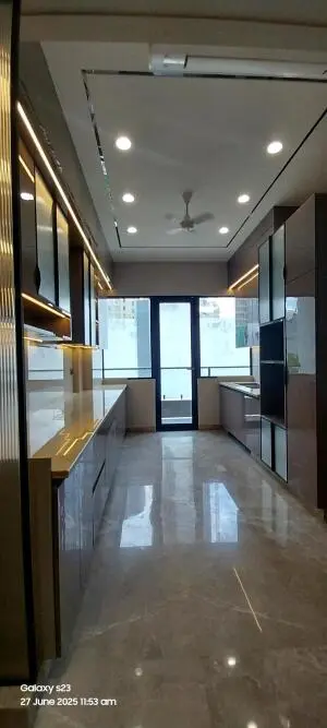 4 BHK Flats in Vivek Vihar Phase 1, Delhi from 3 crores to 5 crores - 6 ...