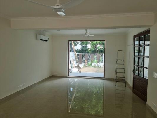 4 BHK / Bedroom House / Villa for rent in Unitech Espace Nirvana Country Gurgaon - 5000 Sq. Ft.