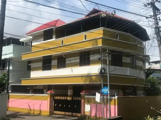 House for rent in in Manacaud Trivandrum between 20000 to 25000.