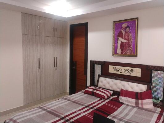 4 BHK / Bedroom Builder Floor for rent in Block N Mayfield garden ...