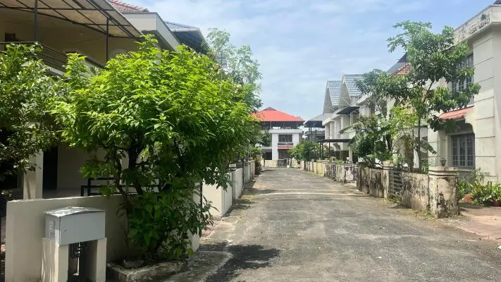 Independent House for resale in Heavenly Asta, Vazhakkala Kochi
