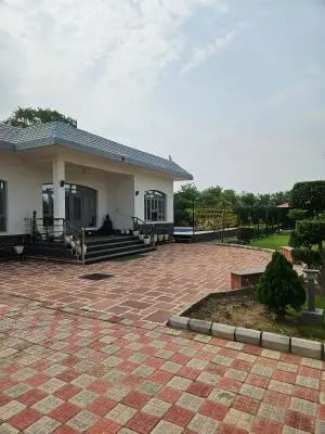 Farm house in Dhouj, Faridabad from 3 crores to 5 crores - 4+ Farm ...