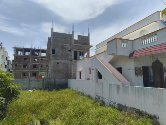 Residential land / Plot for sale in Navalur Chennai - 338 Sq. Yard.