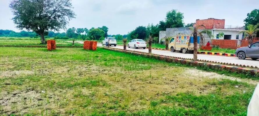 Residential land in Kalli Pashchim Lucknow from 10 lakhs to 20 lakhs ...