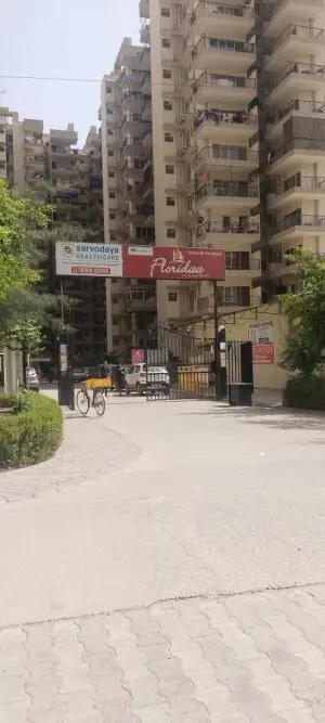 Property for rent in in Sector 82, Faridabad between 15000 to 20000.