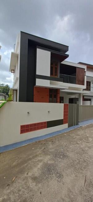4 BHK House / Villa for sale in Infopark Kochi - 2000 Sq. Ft.