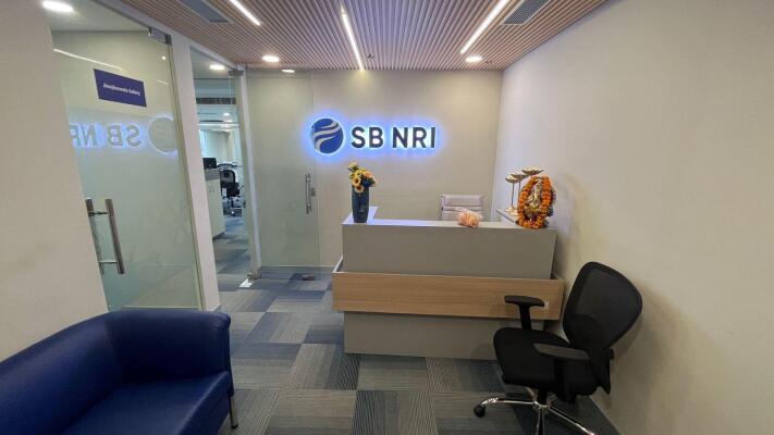 Ready to move Office Space for sale in Vipul Square Sushant Lok Phase 1 ...