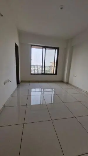 Property in New CG Road, Ahmedabad from 75 lakhs to 1 crore - 11 ...