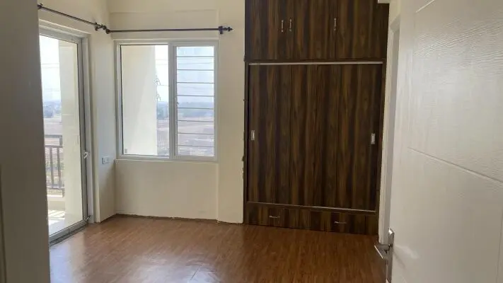 Apartments / Flats in Sas Nagar Mohali from 50 lakhs to 75 lakhs - 13 ...