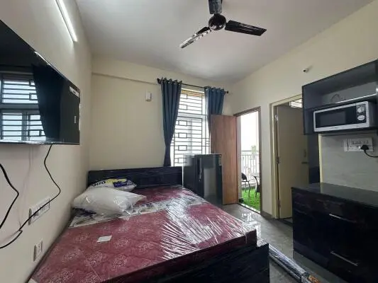 Studio Apartments for rent in in Domlur, Bangalore between 20000 to 25000.
