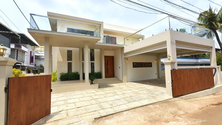 4 BHK House / Villa for sale in Kalamassery Kochi - 1350360 Sq. Ft.