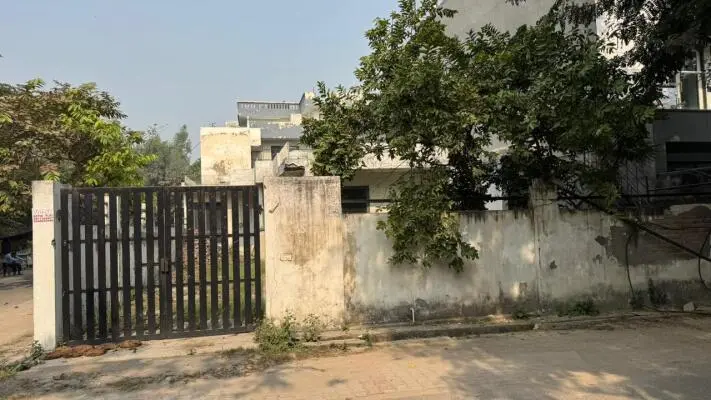 Property in Sector 47, Noida - Real Estate in Sector 47, Noida