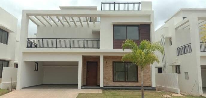 4 BHK House / Villa for sale in Adarsh Palm Acres Bagalur Main Road ...