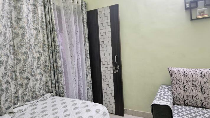 1 BHK Apartment / Flat for sale in Janta Flats Sector 56 Noida - 500 Sq ...