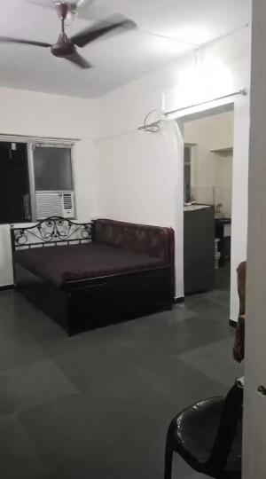1 RK Flat Flats for rent in Chirayu Building Lower Parel Mumbai - 300 ...