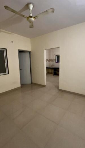1 RK Flat Flats for rent in Magarpatta Pune - 400 Sq. Ft.- 1st floor ...
