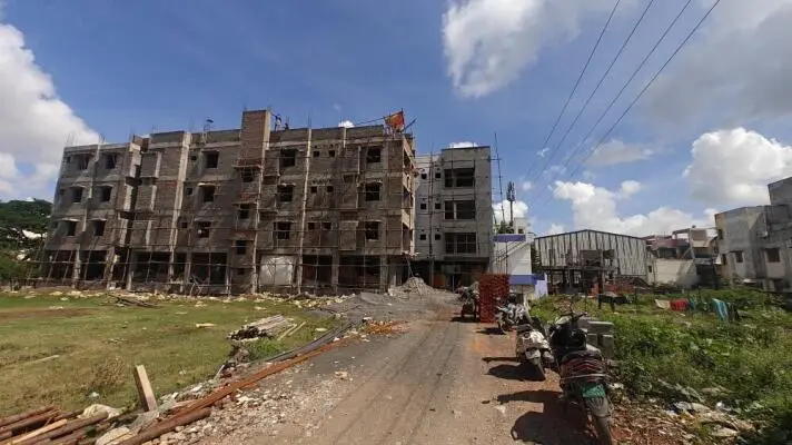 Resale 3 BHK Flats in Kolapakkam, Chennai - 9+ Properties