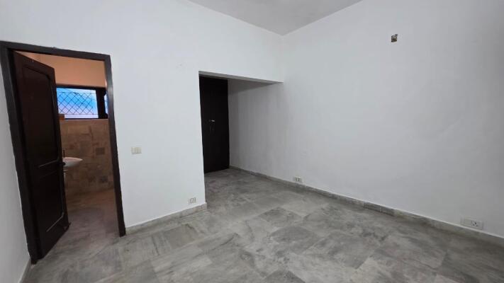 2 BHK / Bedroom Builder Floor for rent in Ignou Main Road South Delhi ...