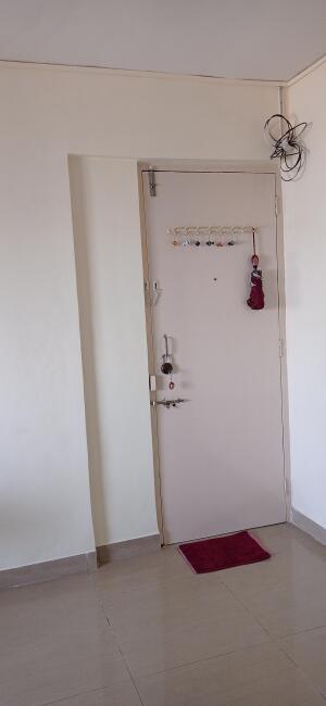 1 RK Flat Flats for rent in Parishram Housing Society Santacruz East ...