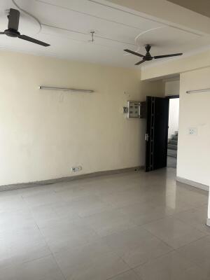 3 BHK Apartment / Flat for sale in Skytech Matrott Sector 76 Noida ...