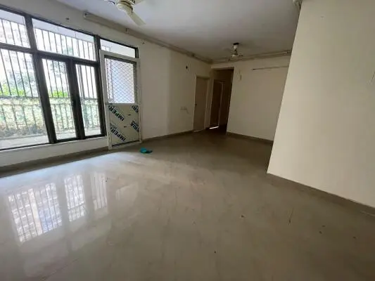 Property for rent in in Sector 16, Greater Noida between 30000 to 50000.