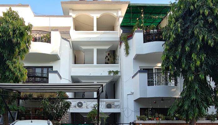 3 BHK Builder Floor for sale in Block J Mayfield Garden Gurgaon - 1800 ...