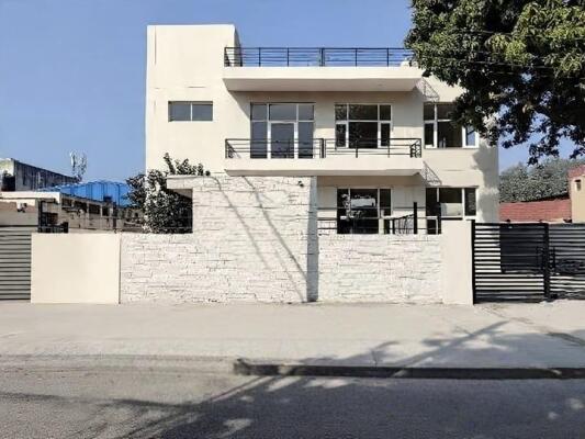 Factory for sale in Phase 1 Sector 55 Mohali - 11250 Sqft