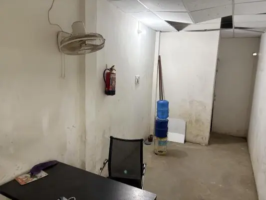 25000 to 30000 - Bare shell Office Space for rent in Varanasi