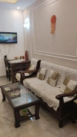 Property for rent in in Shakti Khand 4, Ghaziabad between 30000 to 50000.