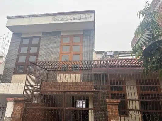 Property for rent in in Sector Xu 3, Greater Noida between 10000 to 20000.