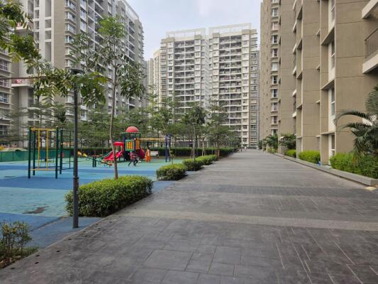 2 BHK Apartment / Flat for sale in Pride Purple Park Connect Hinjewadi ...