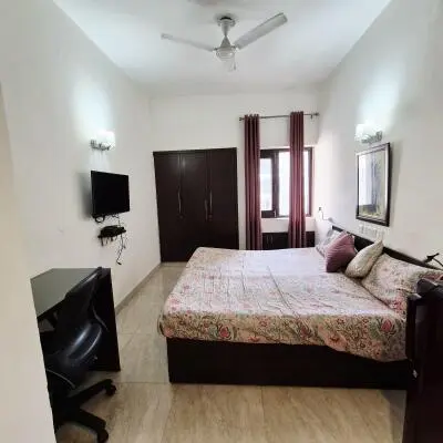2+ Room for rent in Block J Kailash Colony, Delhi | Rooms in Block J ...