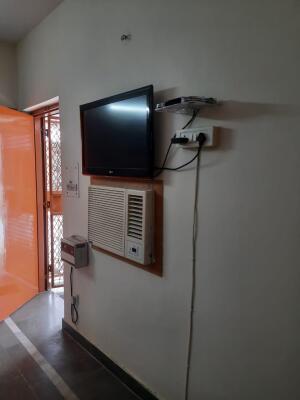 2 BHK / Bedroom Apartment / Flat for rent in DDA Flats Sector B Pocket ...