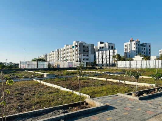 Residential land / Plot for sale in Besa Pipla Road Nagpur - 122 Sqyd