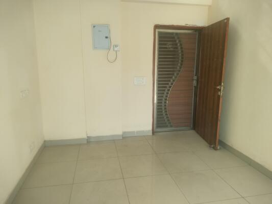 2 BHK Apartment / Flat for sale in Panchsheel Greens 2 Sector 16 ...