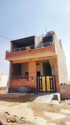 House for rent in in Pal Gaon Jodhpur between 7000 to 8000.