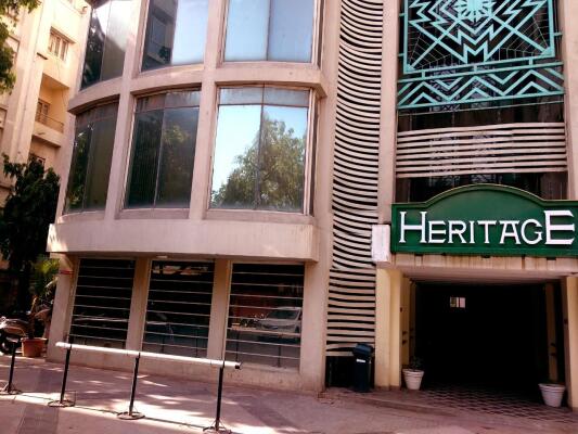 Ready to move Office Space in Adi Heritage Tower Usmanpura Ashram Road ...