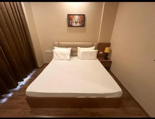 Studio Apartments for rent in in Alpha, Greater Noida between 20000 to ...