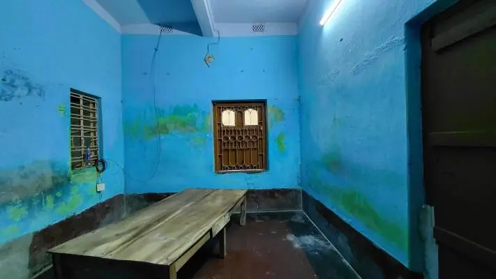 House for rent in in Barasat, Kolkata North between 5000 to 10000.