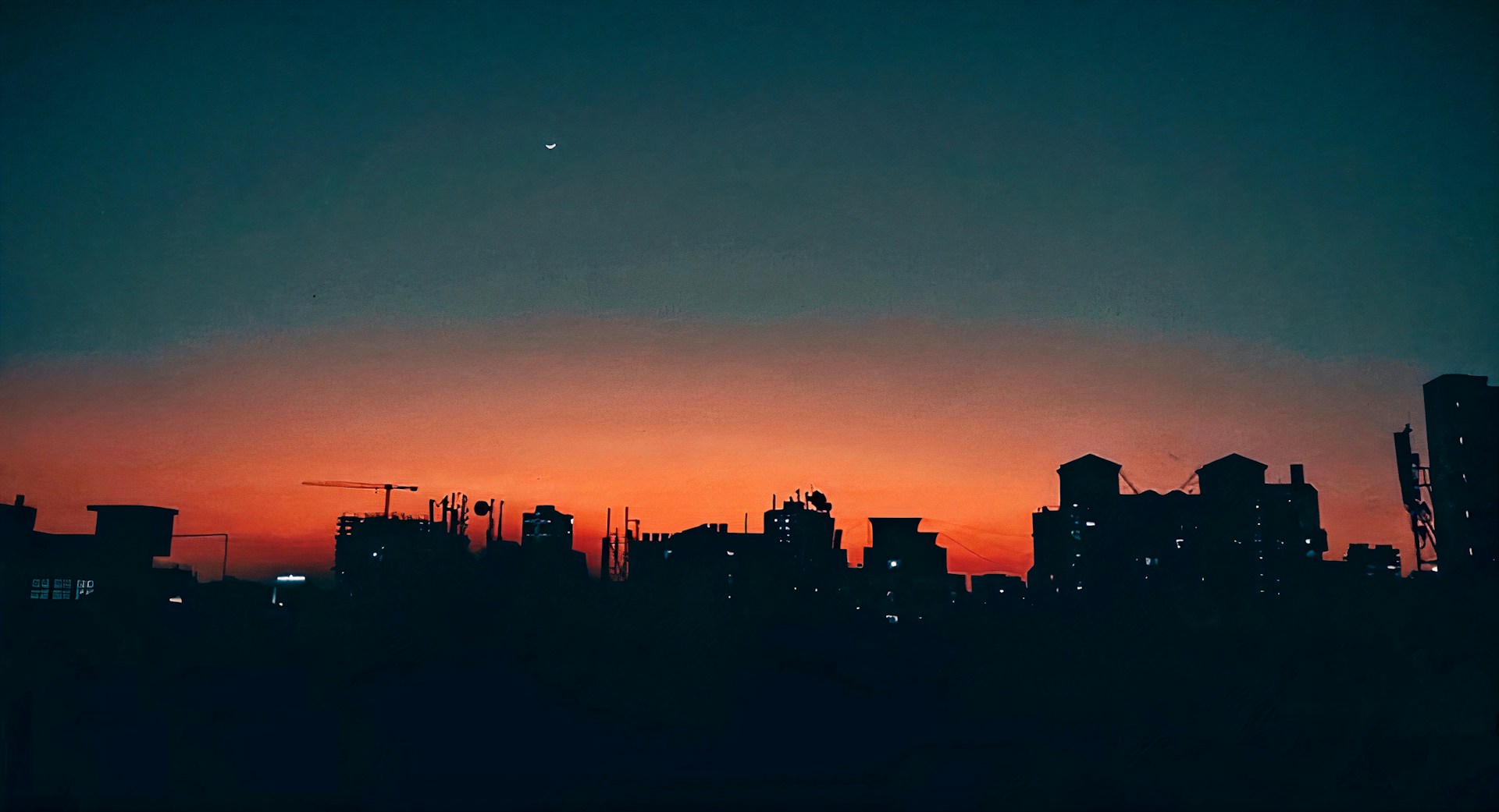 Bandra East vs Bandra West: Where to invest?