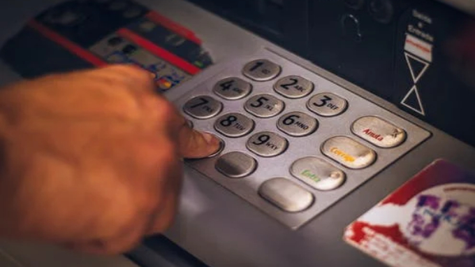 How to rent out a property for ATM installation? (2024)