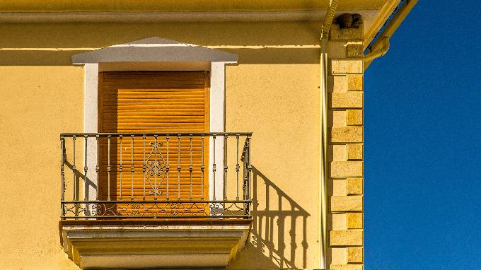 How crucial is the balcony size for home buyers?