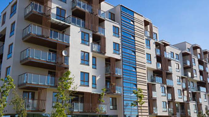 What is a Condo and how it is different from a flat/apartment?