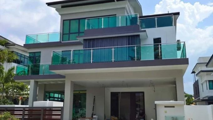 Trending steel railing designs for balcony, stairs and house front in 2024